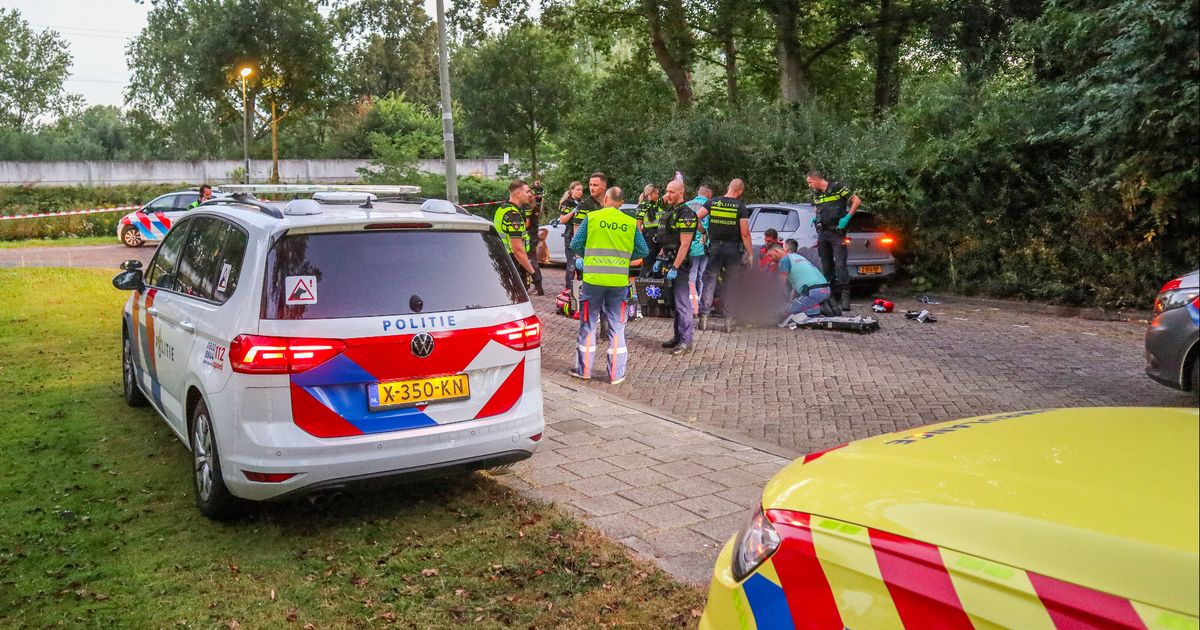 Drie explosies bij familieleden 17-jarige verdachte dodelijke schietpartij - Rijnmond