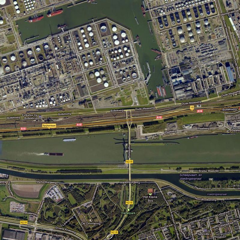 Vernieuwde afrit A15 nog steeds onveilig - Rijnmond