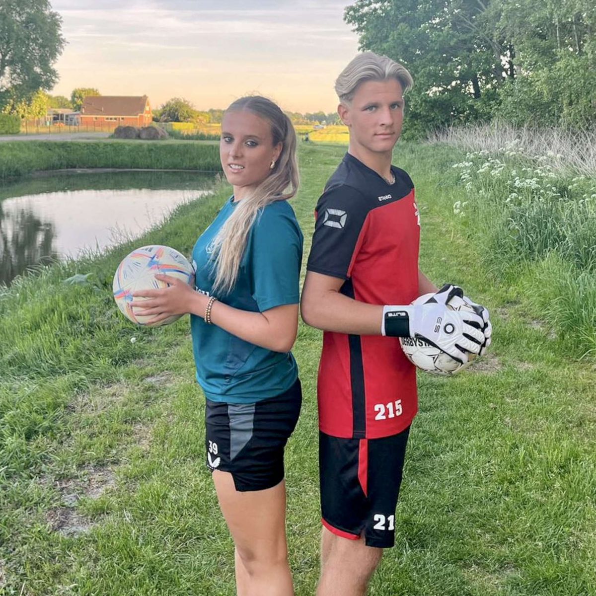 Dylano (FC Emmen) en Britt Hof (FC Twente) knokken voor carrière als ...