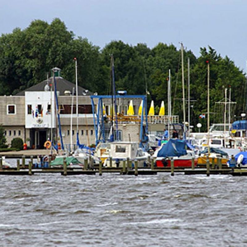 Boei 12 aan Schildmeer is failliet - RTV Noord