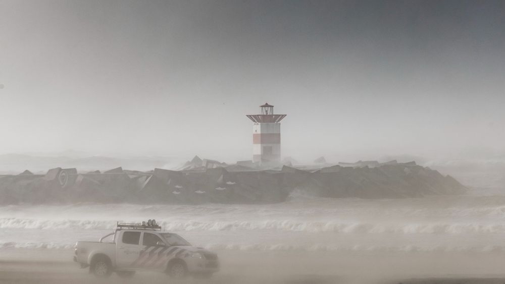 Zware windstoten verwacht door storm Benjamin: code oranje - Den Haag FM