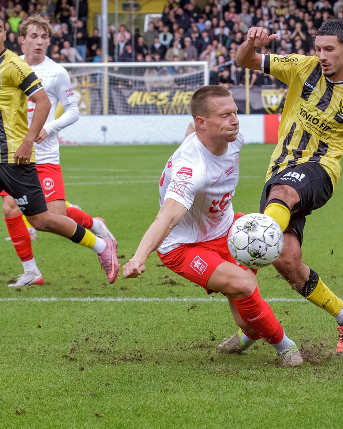 Beslissing in extremis: VVV vloert MVV in blessuretijd van Limburgse ...