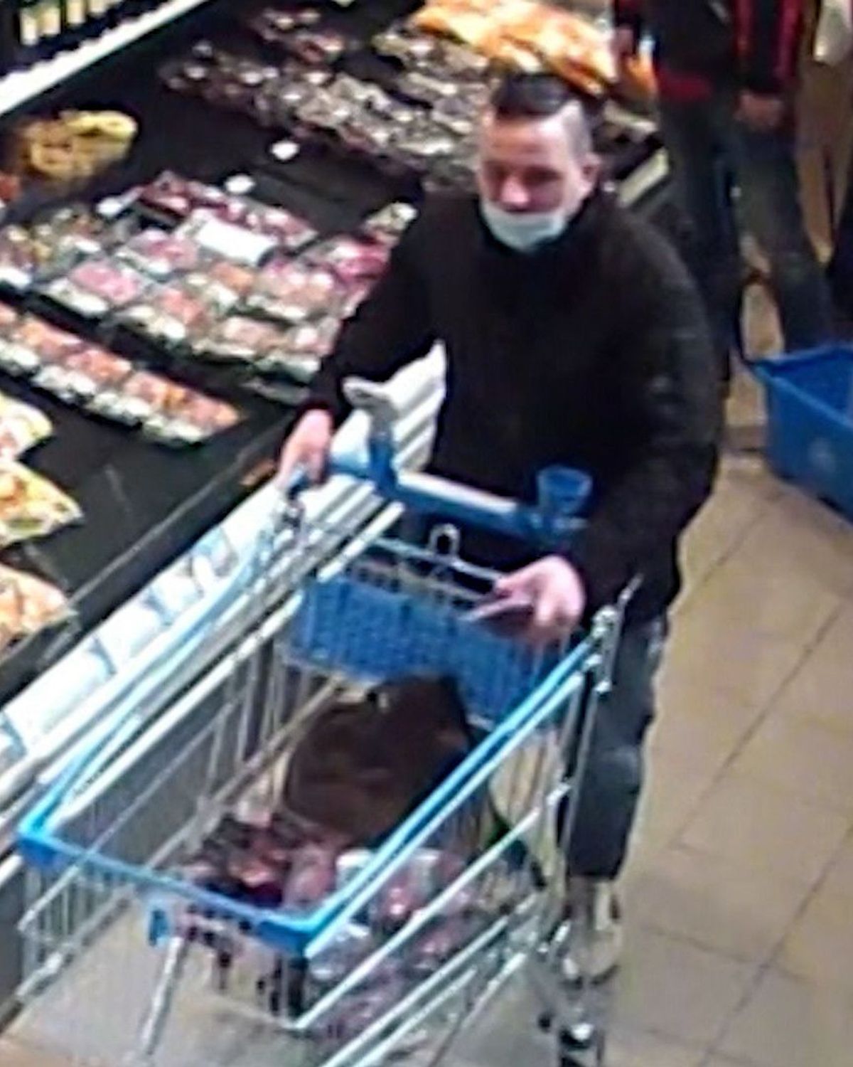 Lege kar en handscanner leiden naar winkeldief bij Albert Heijn ...