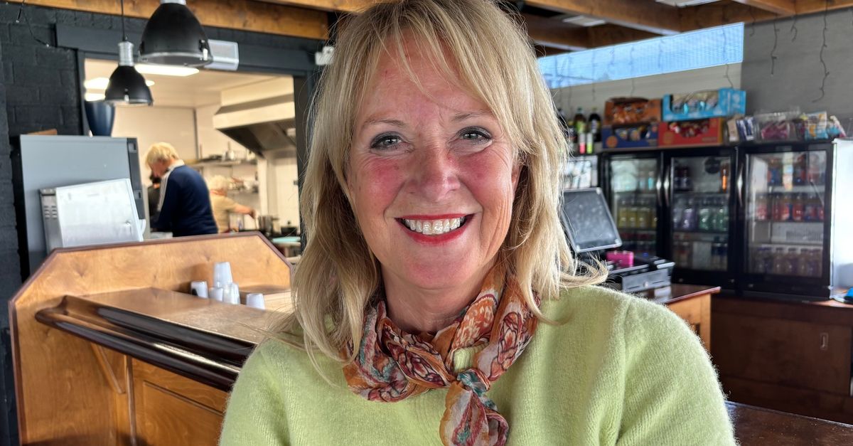 Martine learde demintsy kennen troch har man (53): “Tom had zijn trui ...