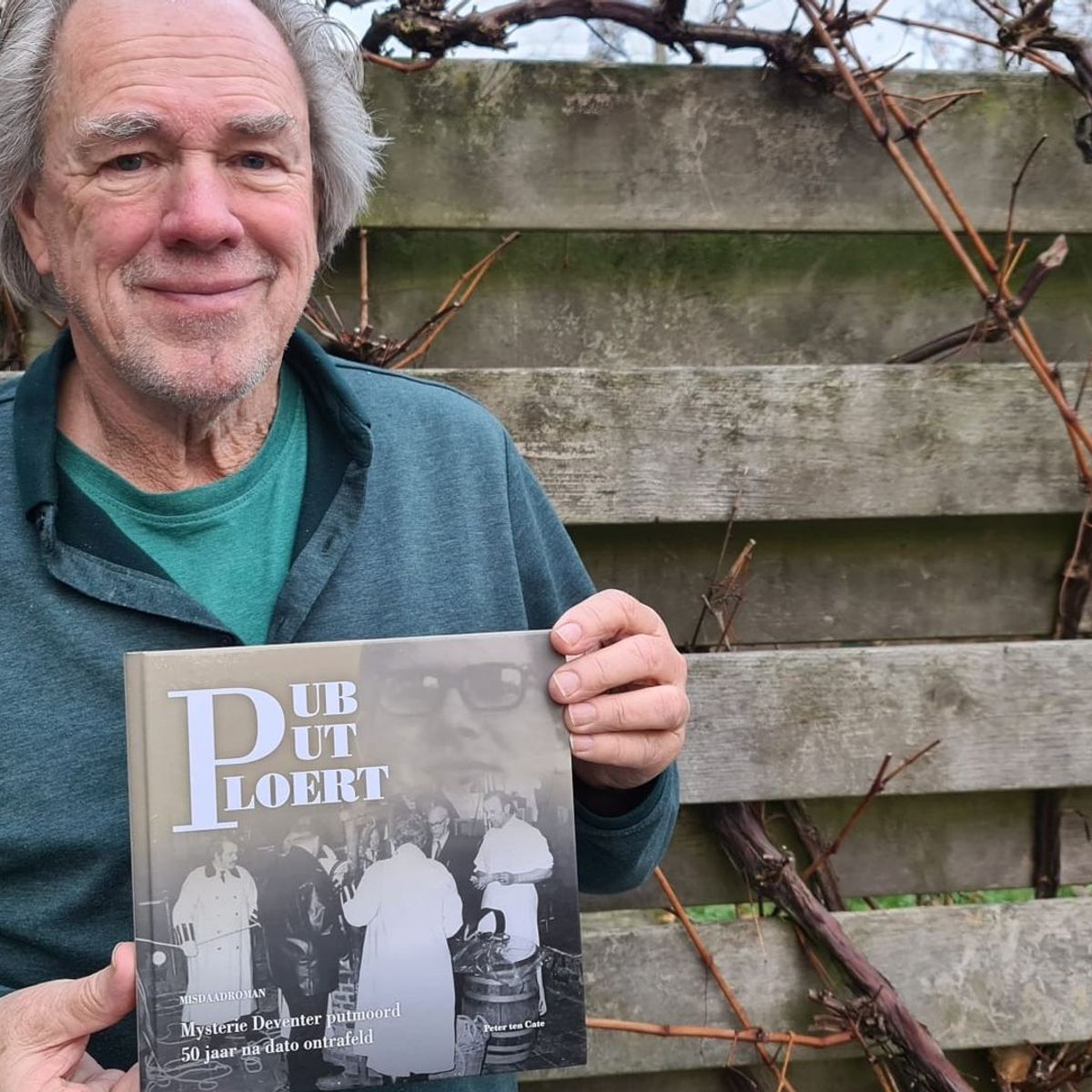 Journalist Peter ten Cate lost in boek 50 jaar na dato alsnog Deventer ...
