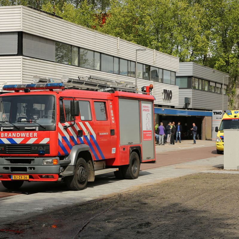 Gebouw TNO in Delft ontruimd na mogelijke lekkage - Omroep West