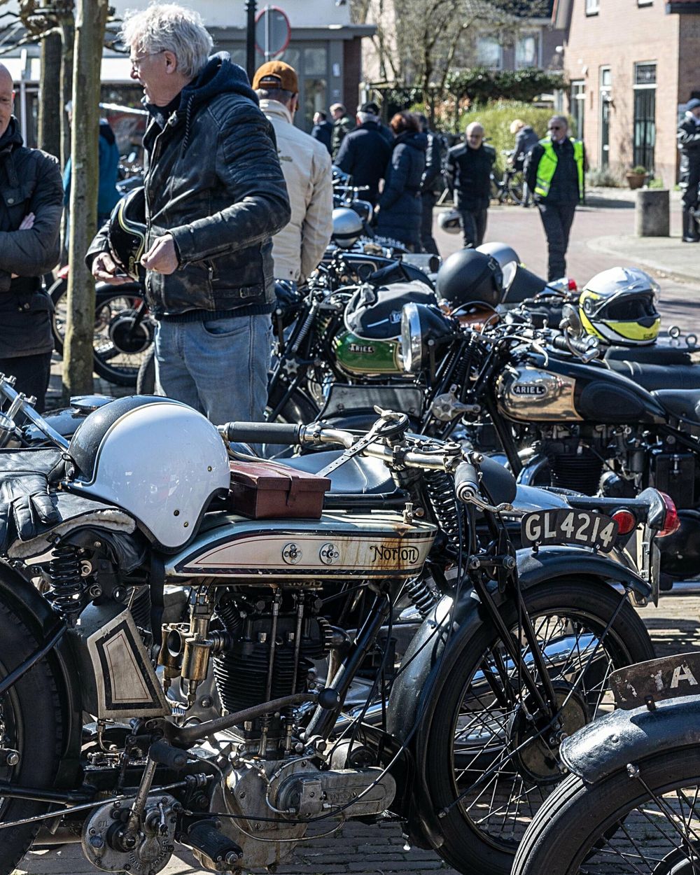 Motorrijden populair onder ouderen, ook klassiekers in trek: 'Oude ...