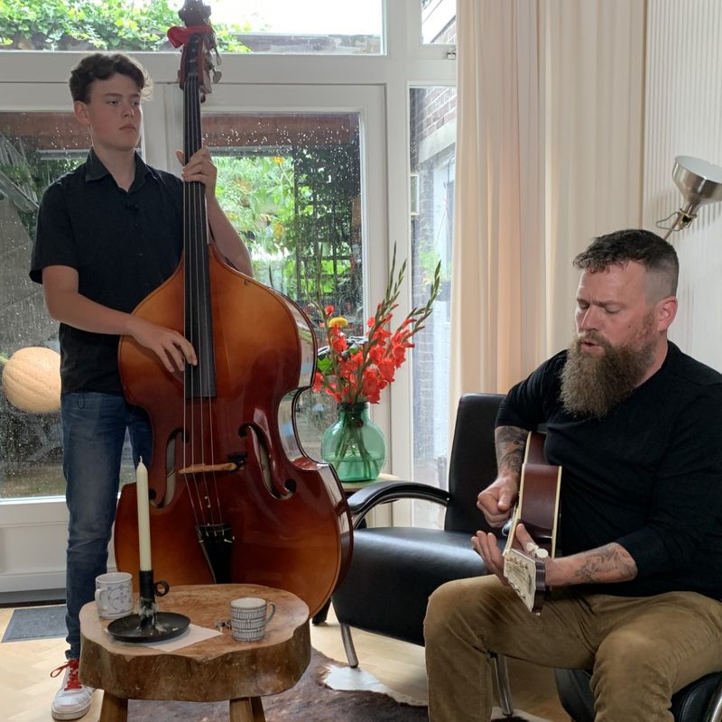 Vader en zoon in landelijke finale Dutch Blues Challenge - L1 Nieuws