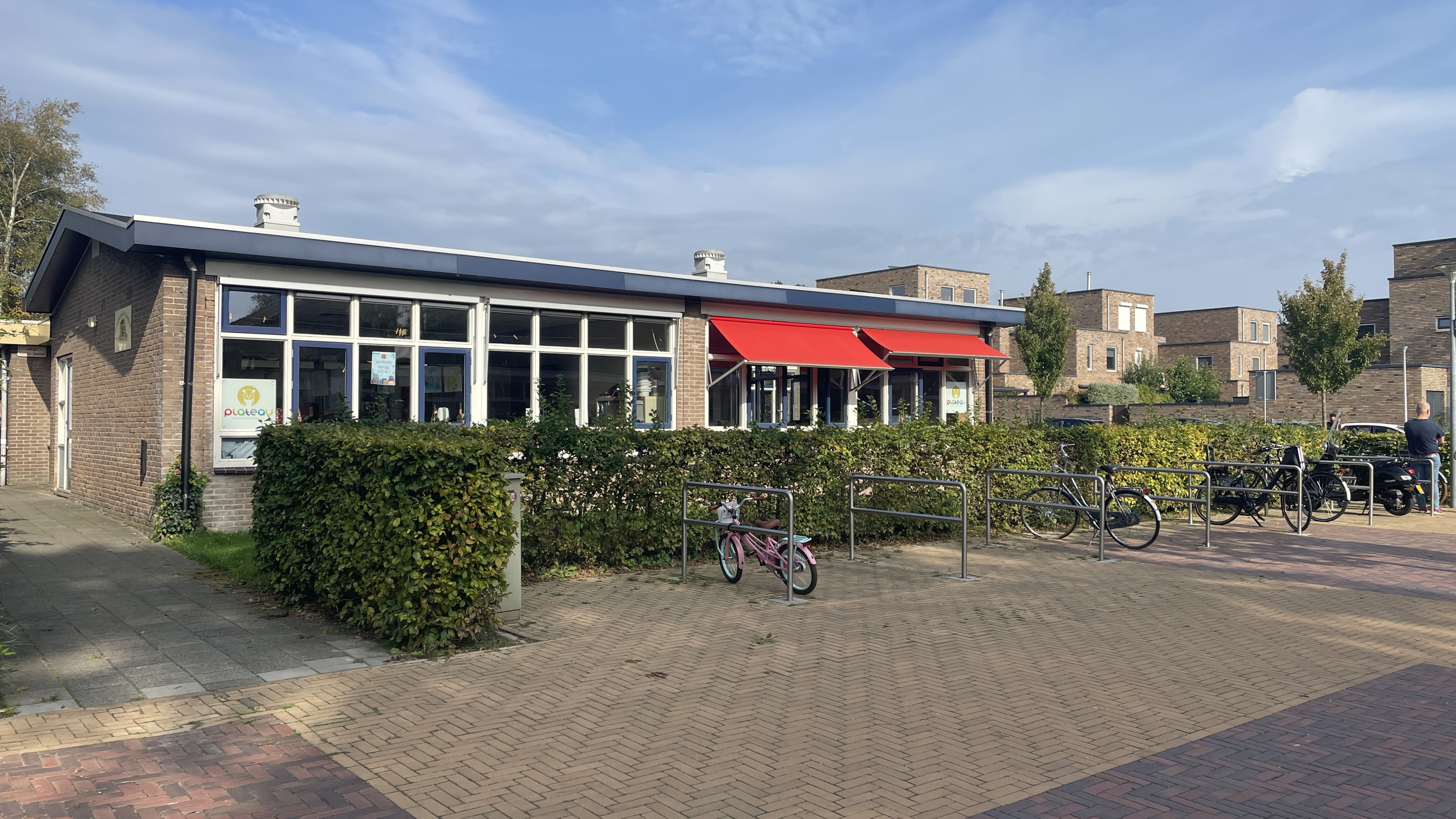Bewoners rond Emmaschool in Assen zien verbouwing niet zitten: in ...
