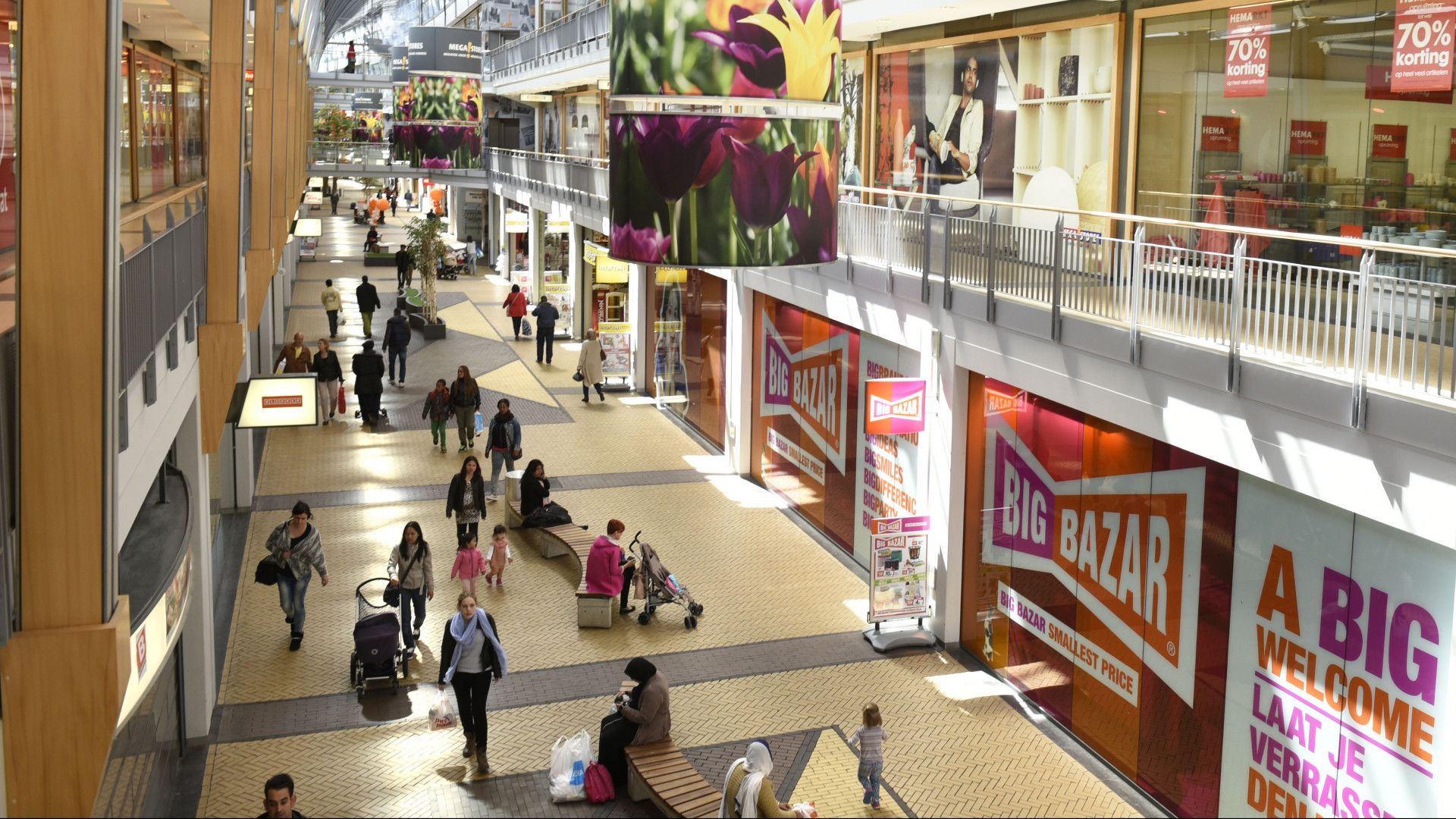 Waarom is woonboulevard Megastores nooit een succes geworden? - Omroep West