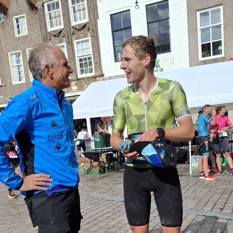 Verstraate alleenheerser in triatlon Zierikzee, Van Hoek wint ondanks ...