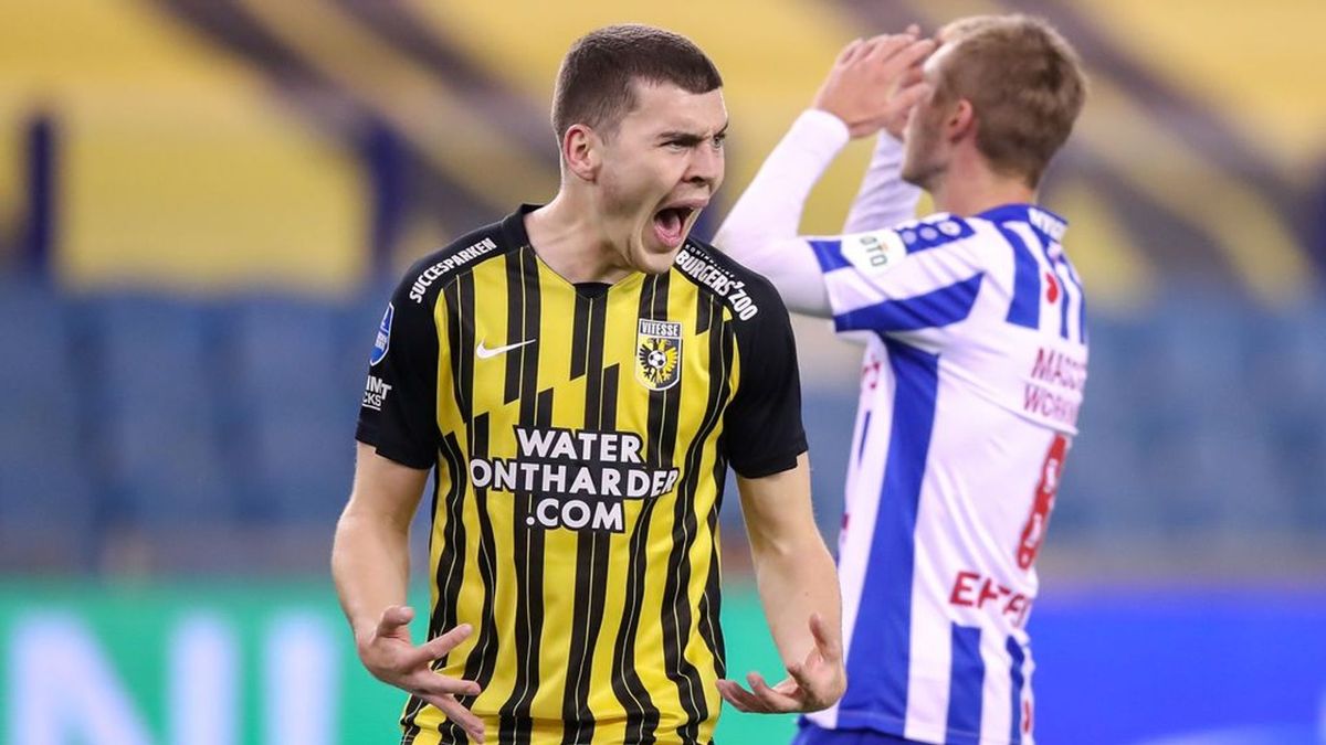 Jacob Rasmussen blijft nog een jaar bij Vitesse - Omroep Gelderland