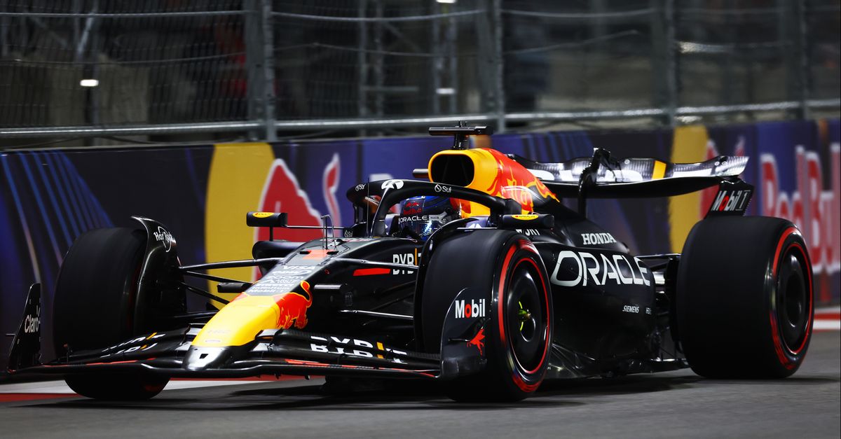 Max Verstappen kroont zich in Las Vegas voor de vierde keer tot wereldkampioen - L1 Nieuws