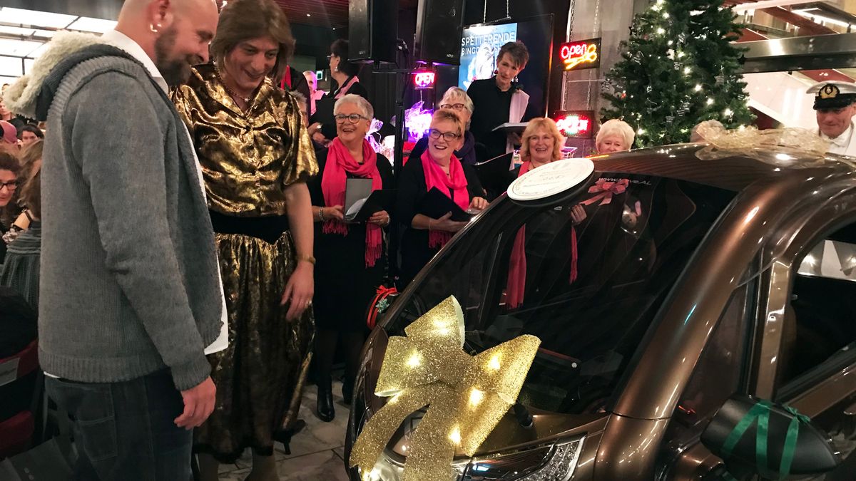 Johan de Boterhammenman krijgt elektrisch autootje en welverdiende ...