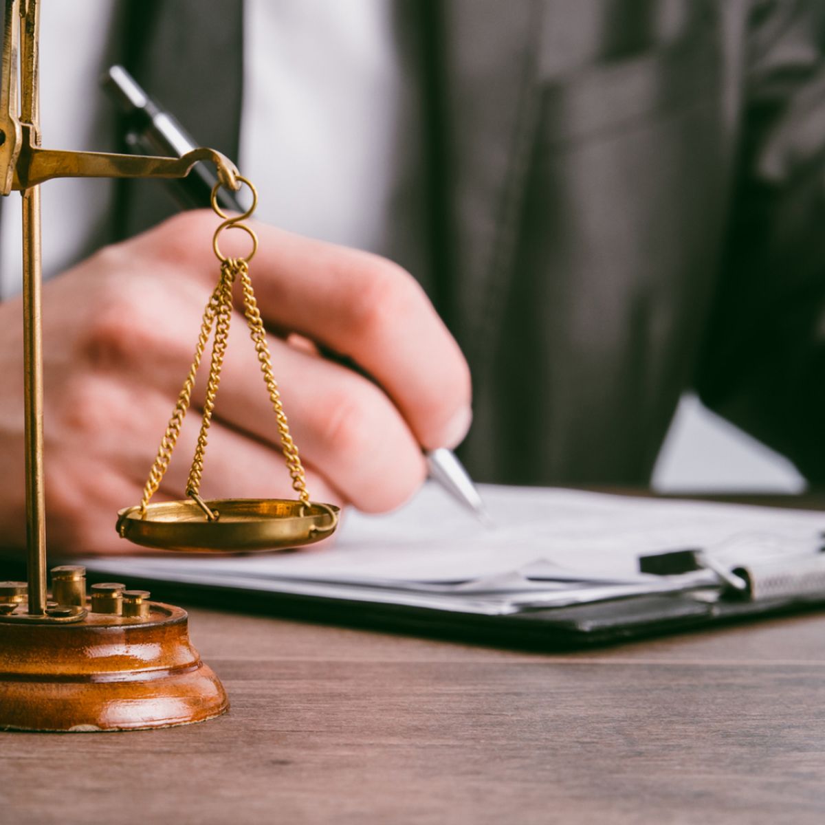 Transportbedrijf uit Echt failliet op verzoek van schuldeisers - L1 Nieuws