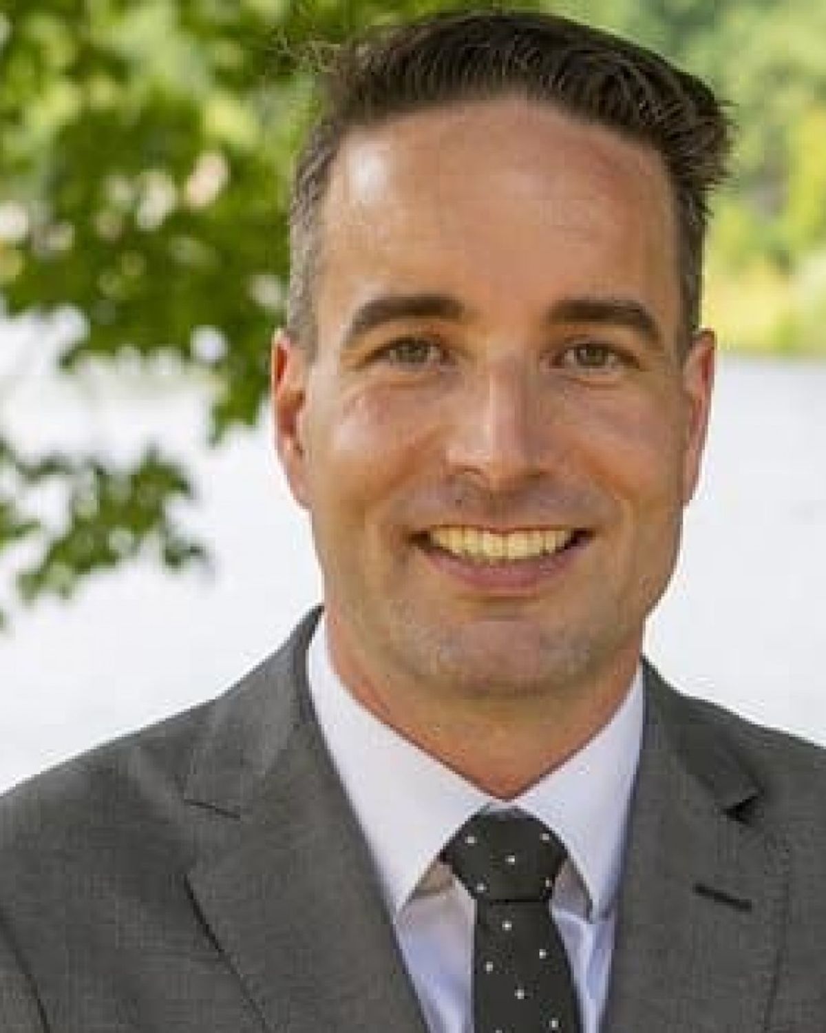 Burgemeester doet aangifte na doodsbedreiging - Omroep West