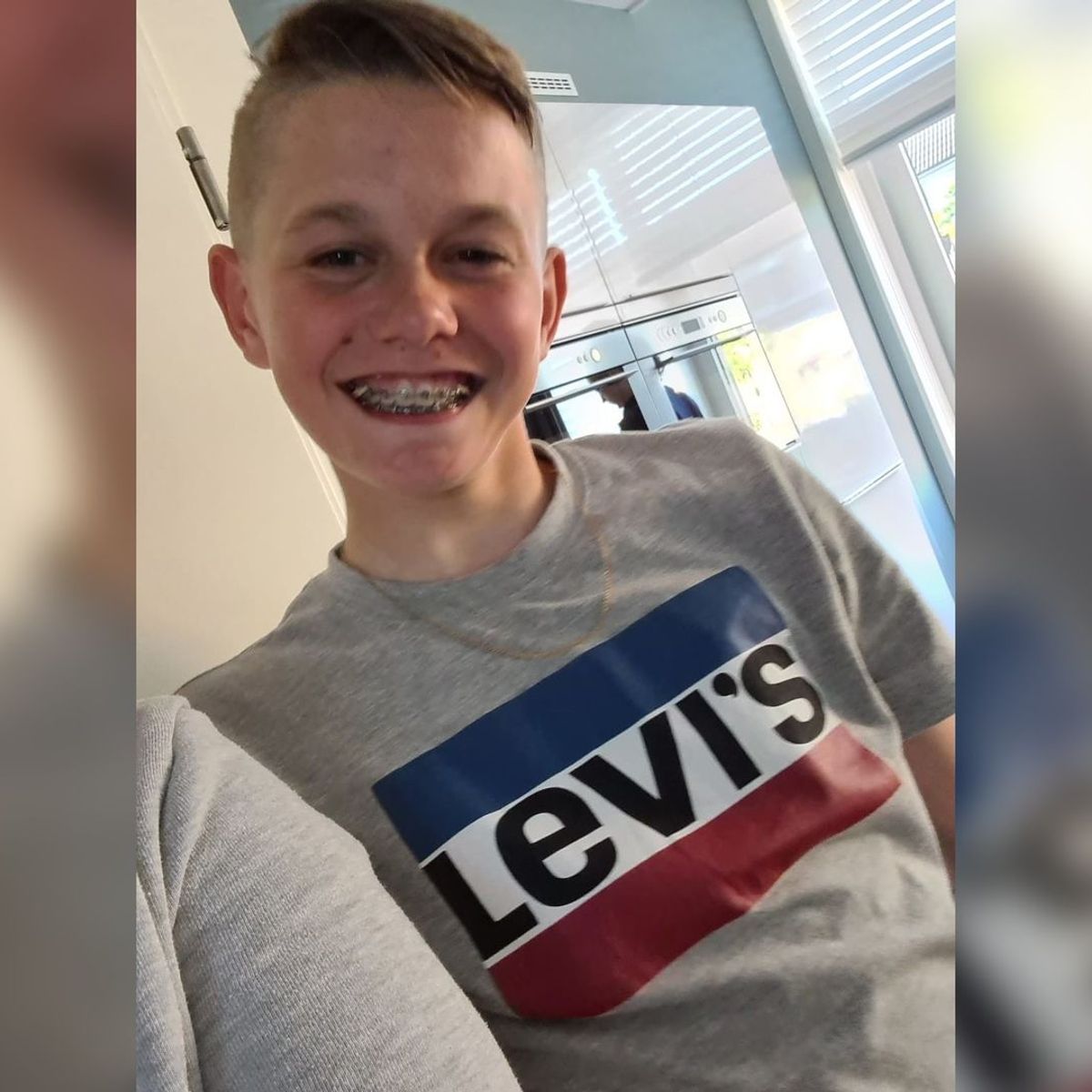 OM in beroep tegen straf oudste broer voor moord Tim van der Steen (15 ...