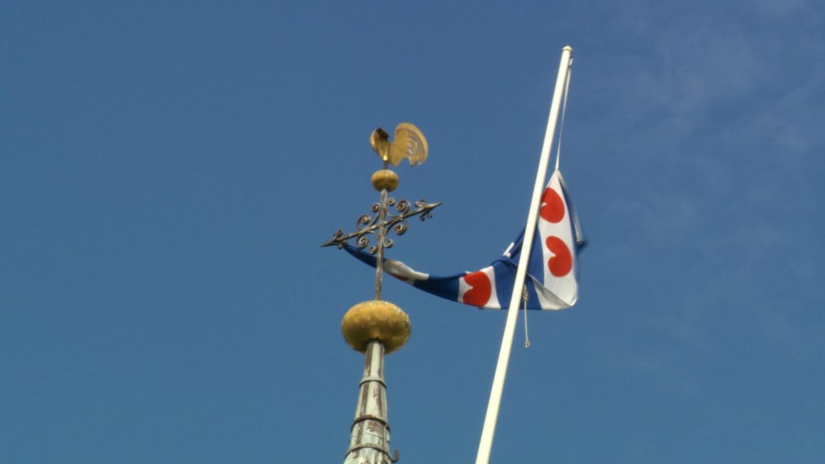 Fryske flagge fêst op 35 meter hichte - Omrop Fryslân