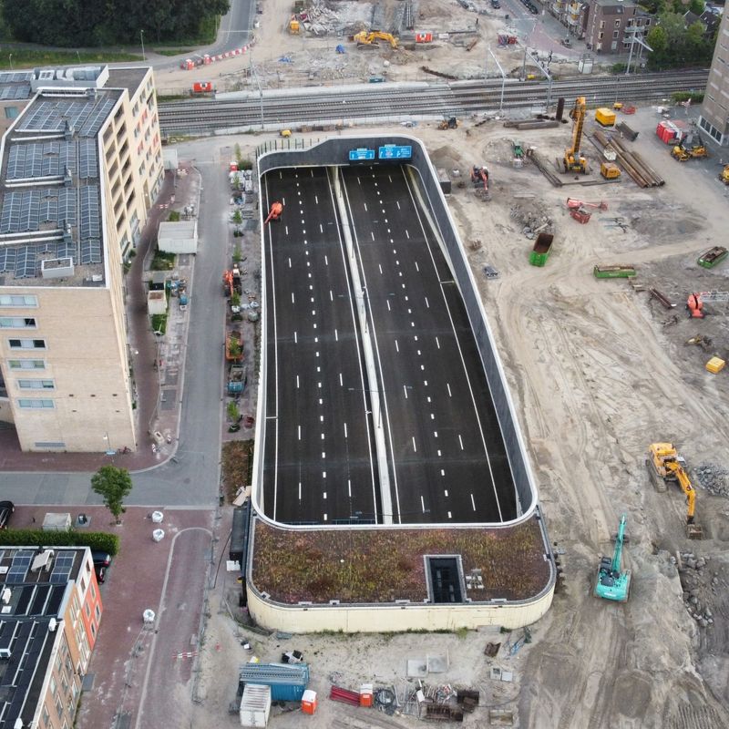 Vanaf zondagavond 1 september kan je over de nieuwe ringweg rijden ...