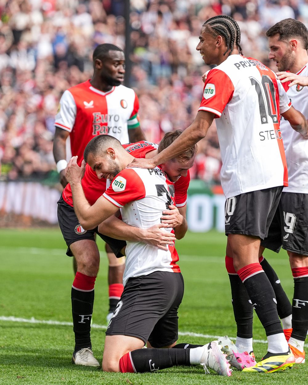 Analyse: 'Feyenoord was hartstikke goed, Ajax uitzonderlijk slecht ...