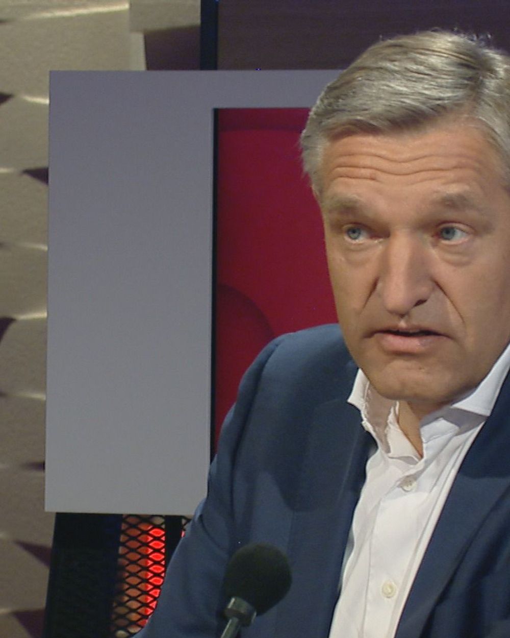 Buma pleitet foar regionale maatregels: "Kijken wat voor Fryslân het ...