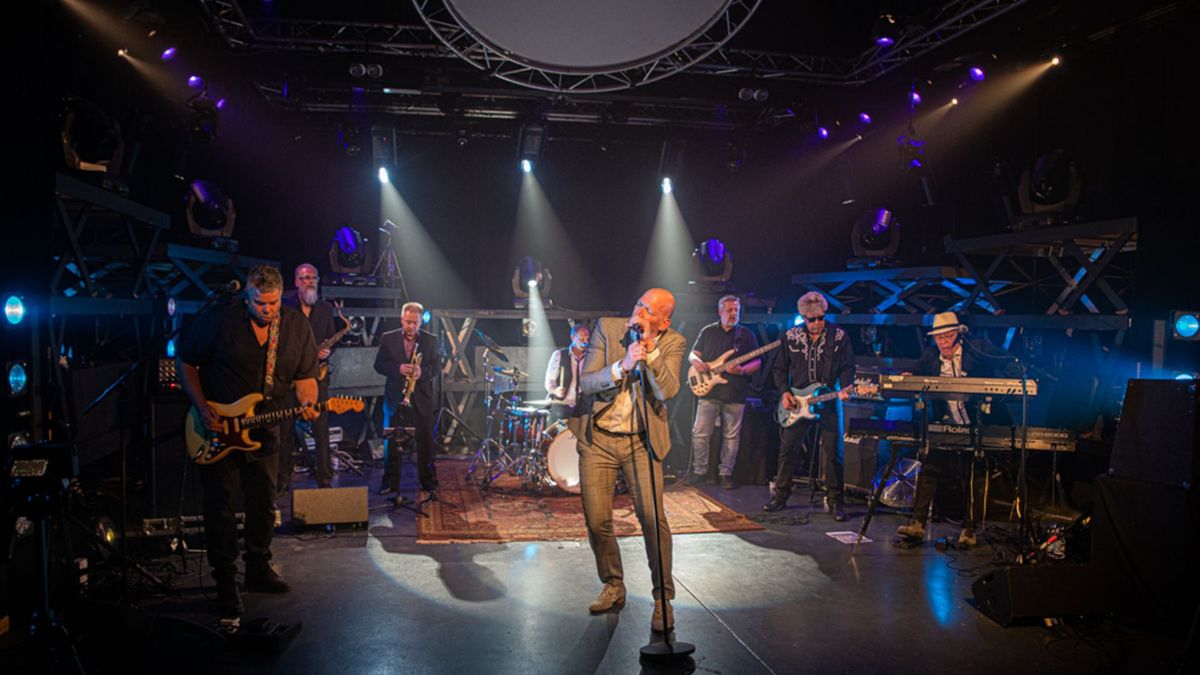 Zeeuwse coverband doet mee aan The Tribute Battle of the Bands - Omroep ...