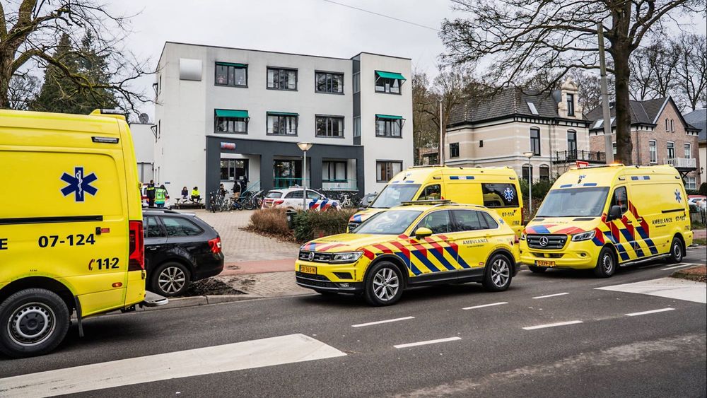 Meerdere gewonden bij steekincident azc - Omroep Gelderland