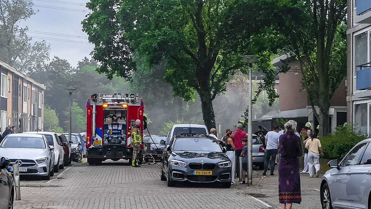 112 Nieuws: Brand in Enschede zorgt voor flinke schade - Oost