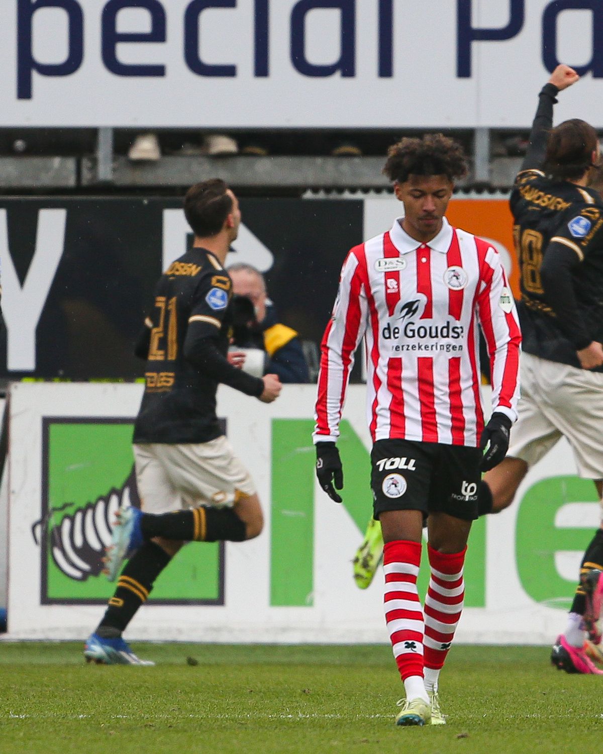 Tandeloos Sparta buigt op Het Kasteel het hoofd voor Go Ahead Eagles (0-2) - Rijnmond
