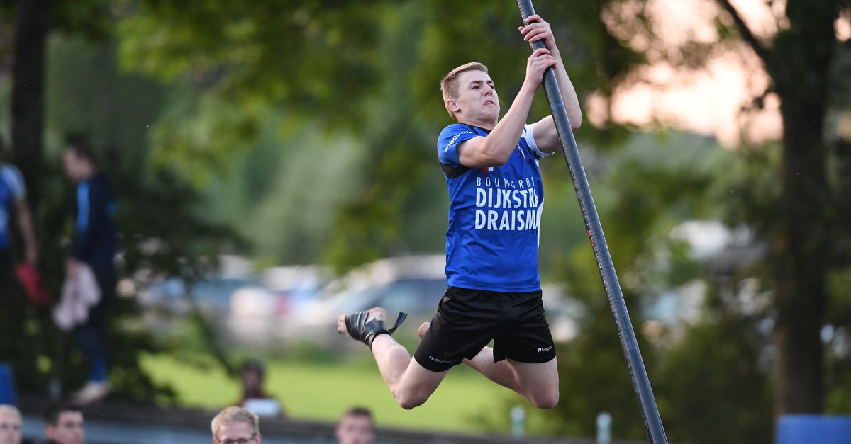 Bijzondere prestatie: Sietse Lefferts (15) ljept ruim 20 meter in It ...