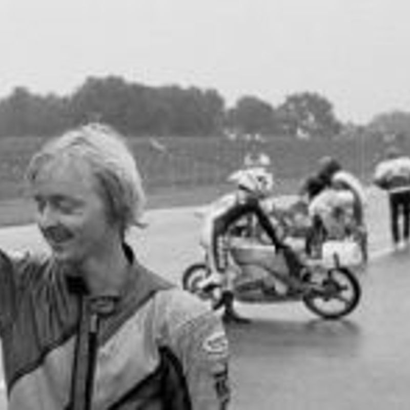 Rentree 'opa' Bert Smit in 125cc - RTV Drenthe