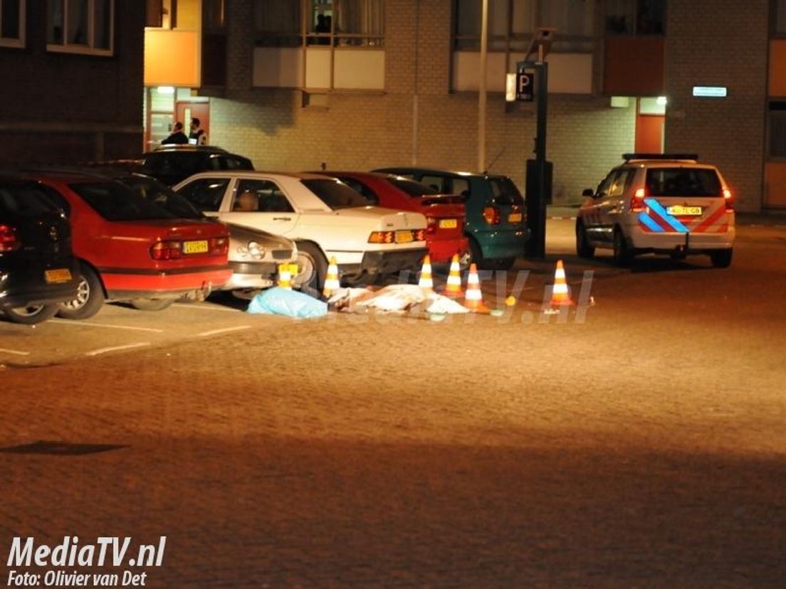 Dode bij schietpartij Rotterdam-Schiemond - Rijnmond