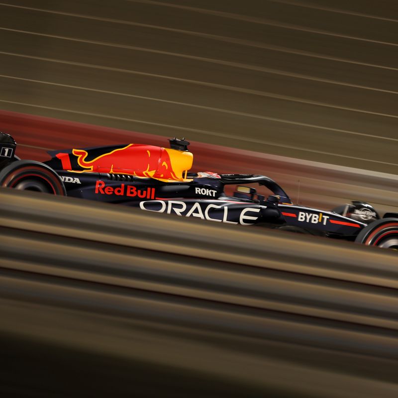 Max Verstappen start Formule 1-seizoen op pole position - L1 Nieuws