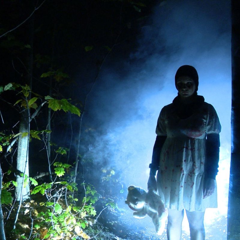 Durf jij het aan? Drie kilometer door horrorbos Brunssum - L1 Nieuws