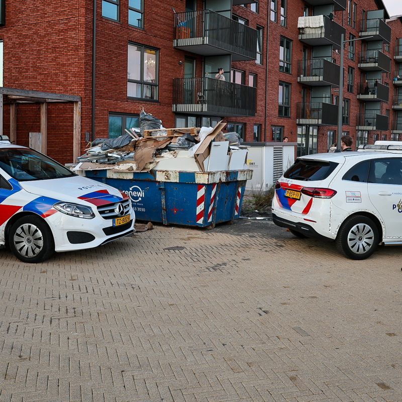 Gewelddadige woningoverval, politie houdt klopjacht op daders - Omroep West