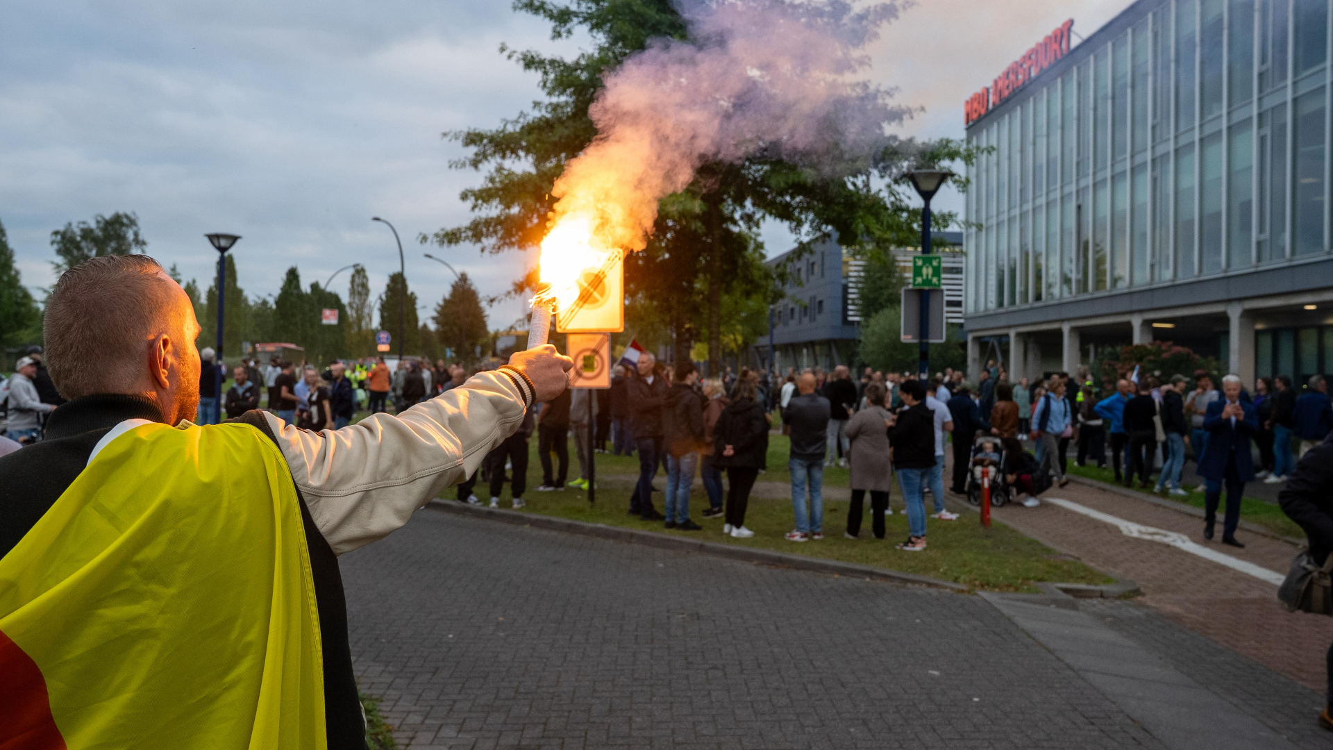 Amersfoort trekt locaties voor asielzoekerscentra voorlopig in - RTV ...