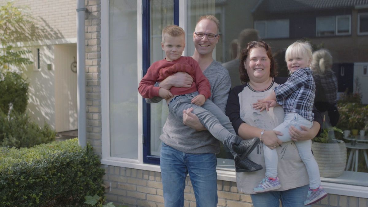 Famylje Dirk Baron donearret opbringst oan Alzheimersintrum - Omrop Fryslân