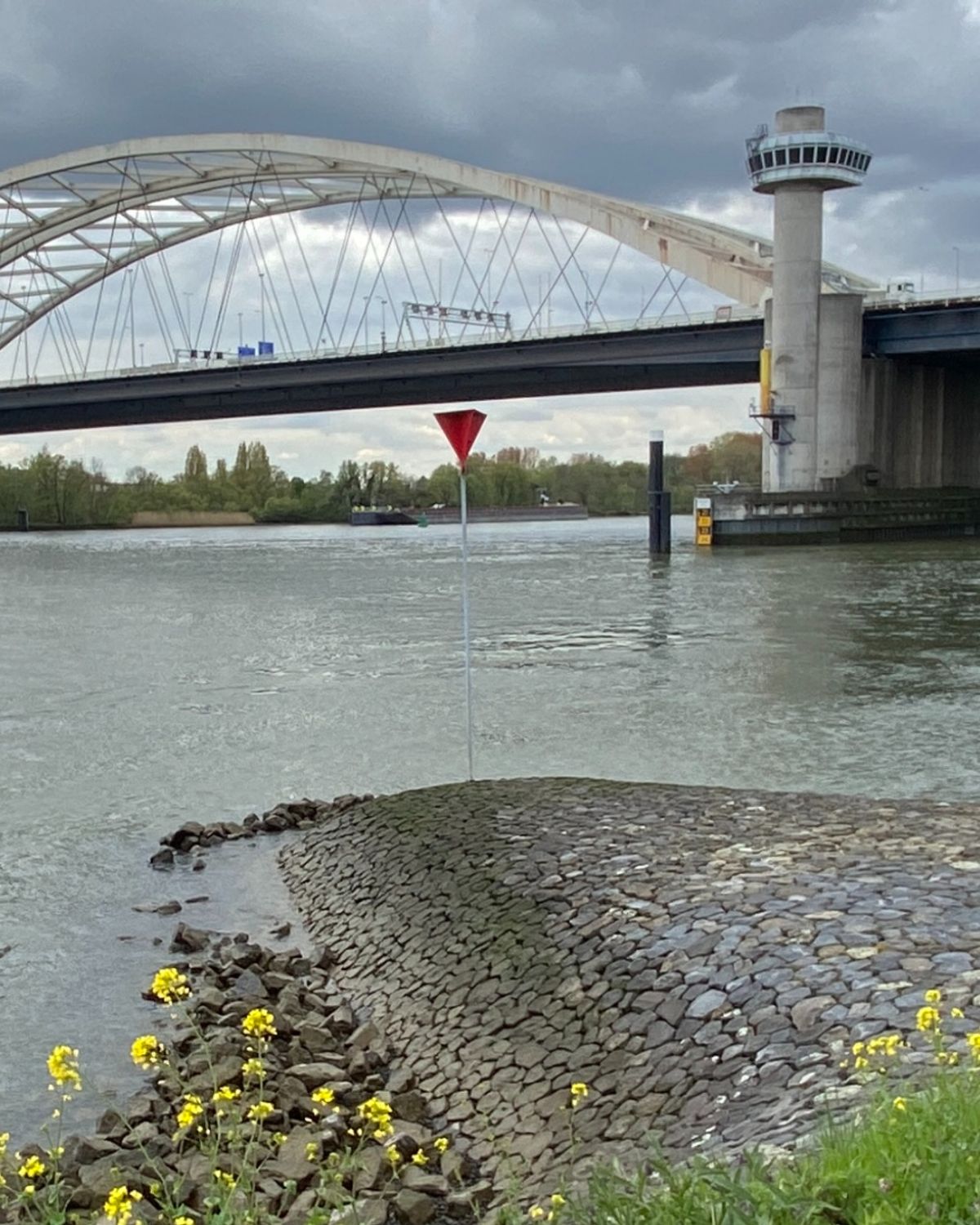 Fietspad Van Brienenoordbrug eerder klaar, vanaf vrijdag kun je er weer ...