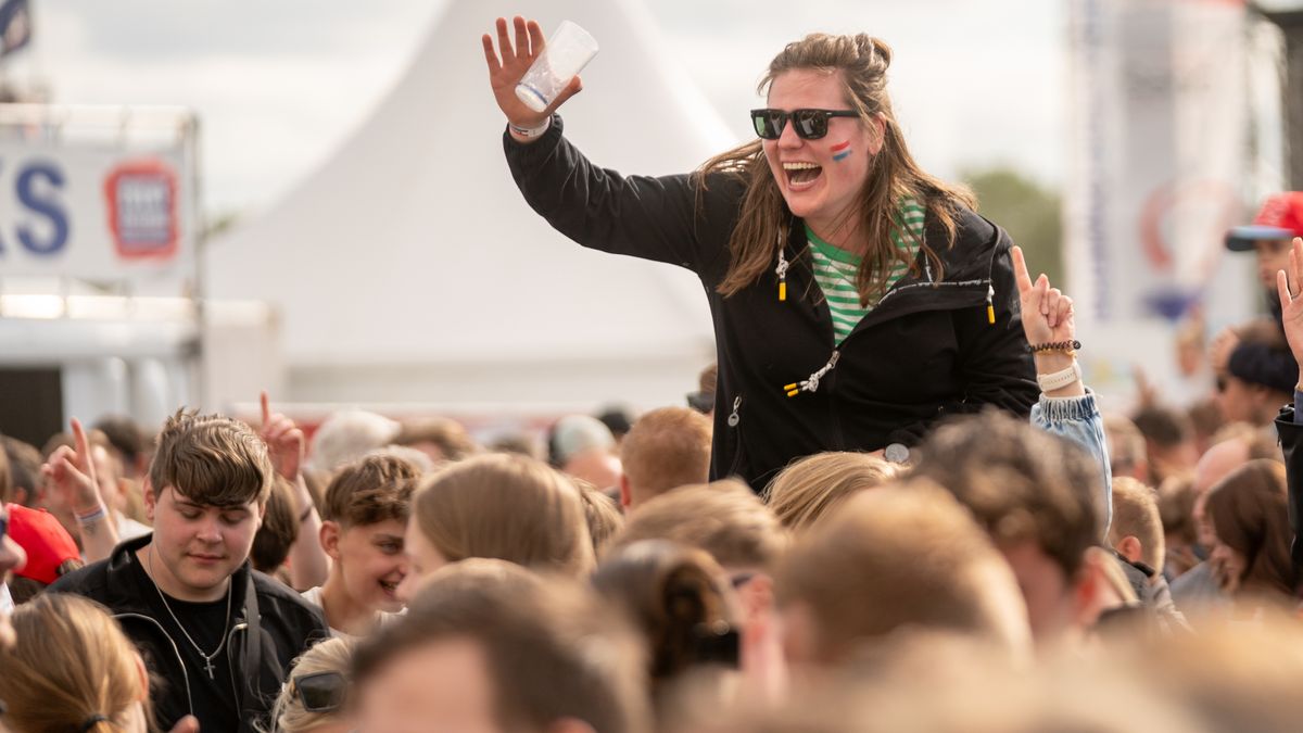 Drenthe viert de vrijheid, volg het hier: Hannah Mae aangekomen in ...
