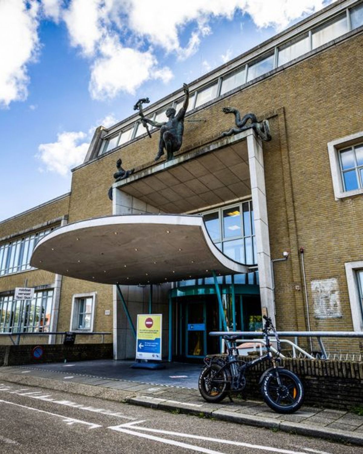 Geen geitenpaadje, wethouder belooft grote opvang Sportlaan Den Haag ...