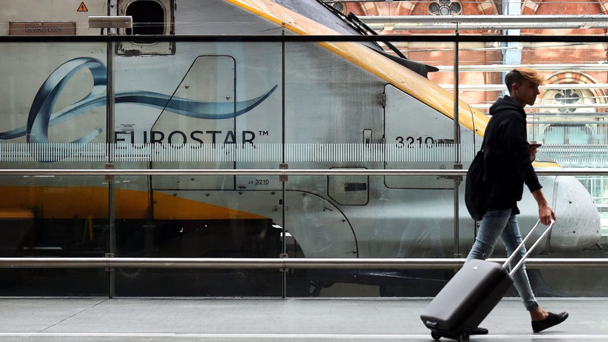 Perron Rotterdam Centraal klaargemaakt voor Eurostar - Rijnmond