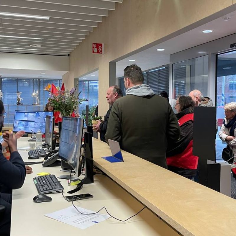 FNV-leden eisen gesprek met NCG-directeur: 'Ga naast ons staan' - RTV Noord