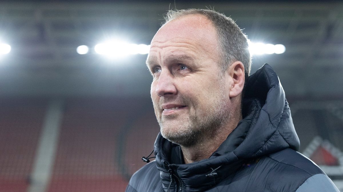 Lukkien over zijn ploeg na nederlaag tegen AZ: 'Op dit moment is dit ...