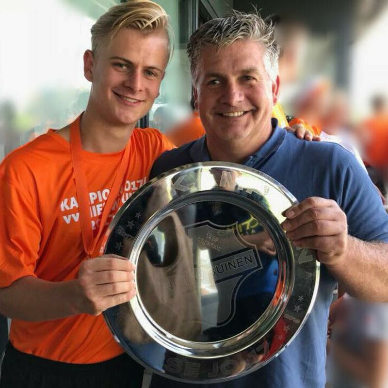 Met Sten in herinnering zamelt vader Menno geld in voor kankeronderzoek ...