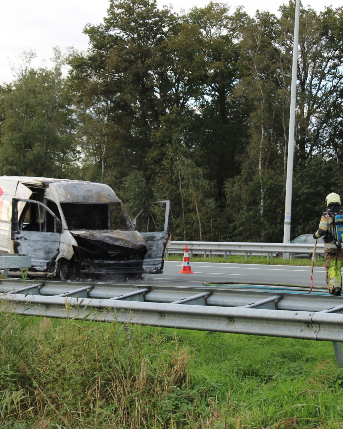 112-nieuws: Brandende bus op A12 bij Veenendaal | E-biker gewond na ...