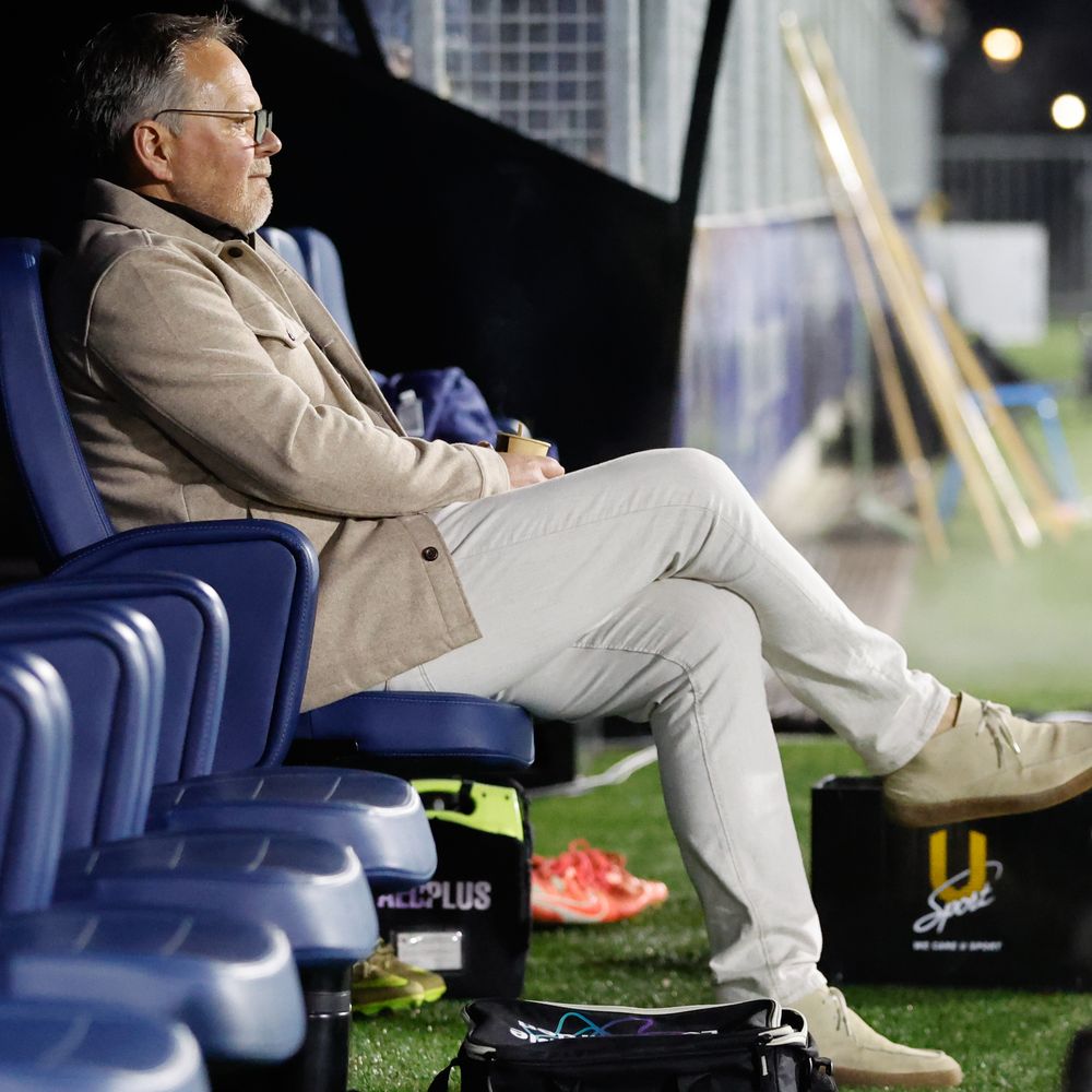 Henk de Jong sluit trainerscarrière af: "De voetballiefde tussen ...