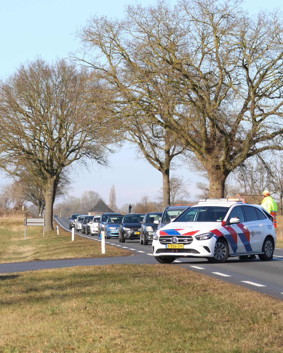 Bonnenregen op de IJsseldijk Diepenveen voor negeren afzetting na ...