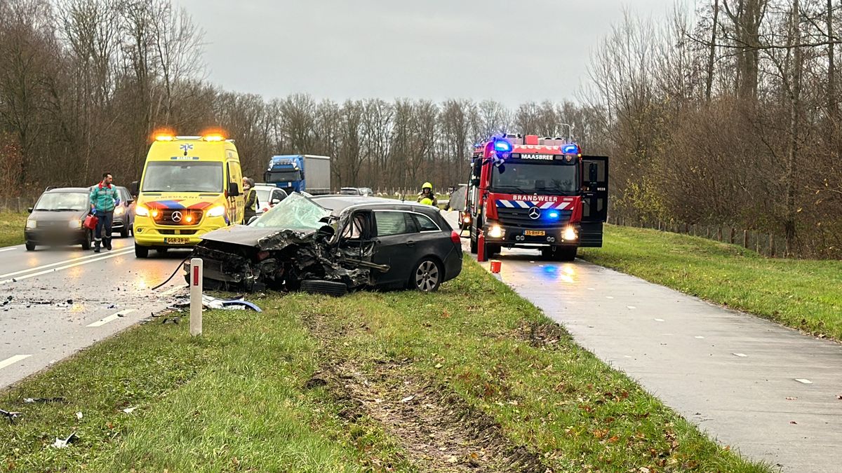 Ravage na botsing vrachtwagen en auto in Koningslust: twee gewonden - L1 Nieuws