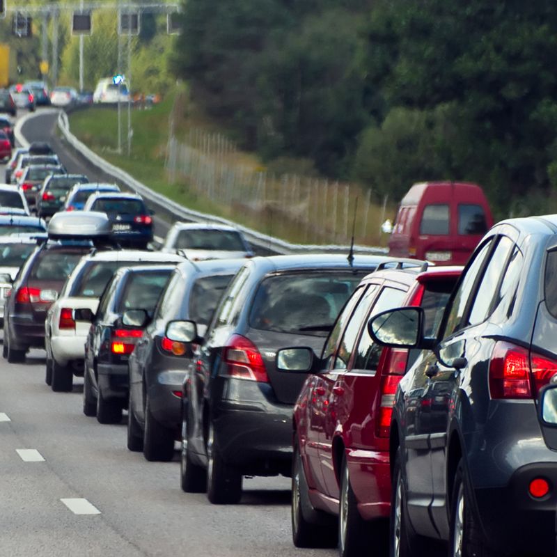Weg weer vrij na ongeluk op snelweg; file neemt af - Rijnmond