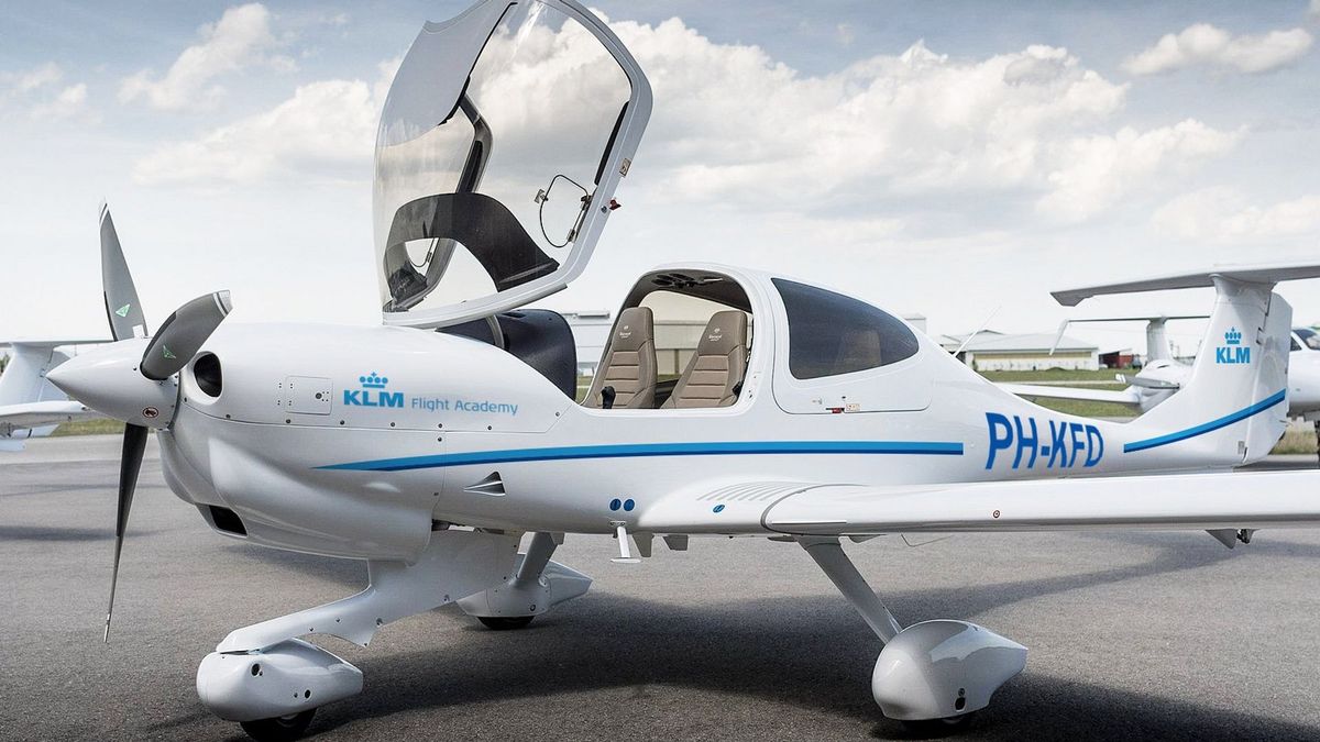 Vliegschool op Groningen Airport Eelde krijgt 12 nieuwe toestellen ...